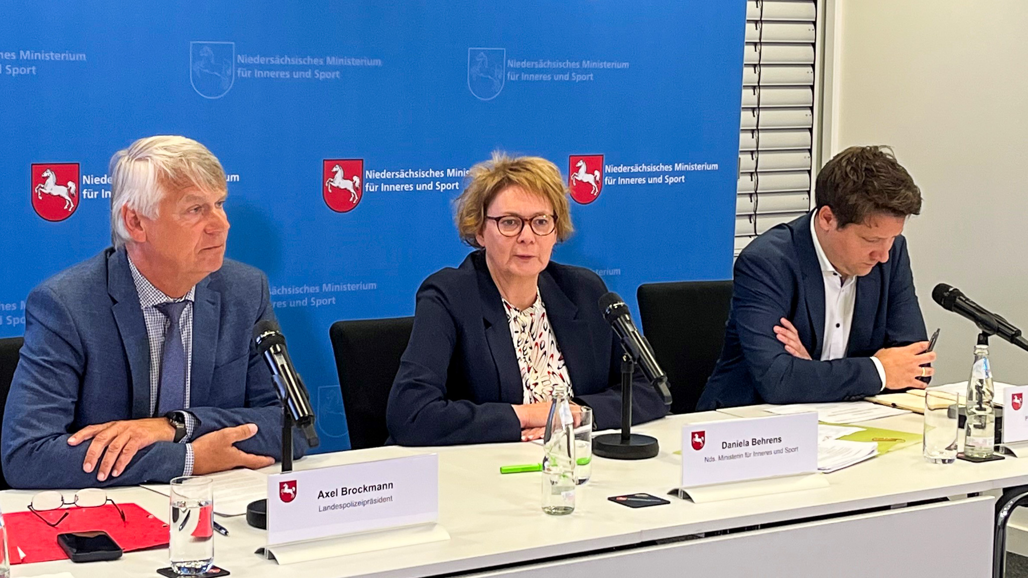 Behrens warnt: Größte Gefahr für den Rechtsstaat ist rechtsextreme Gewalt