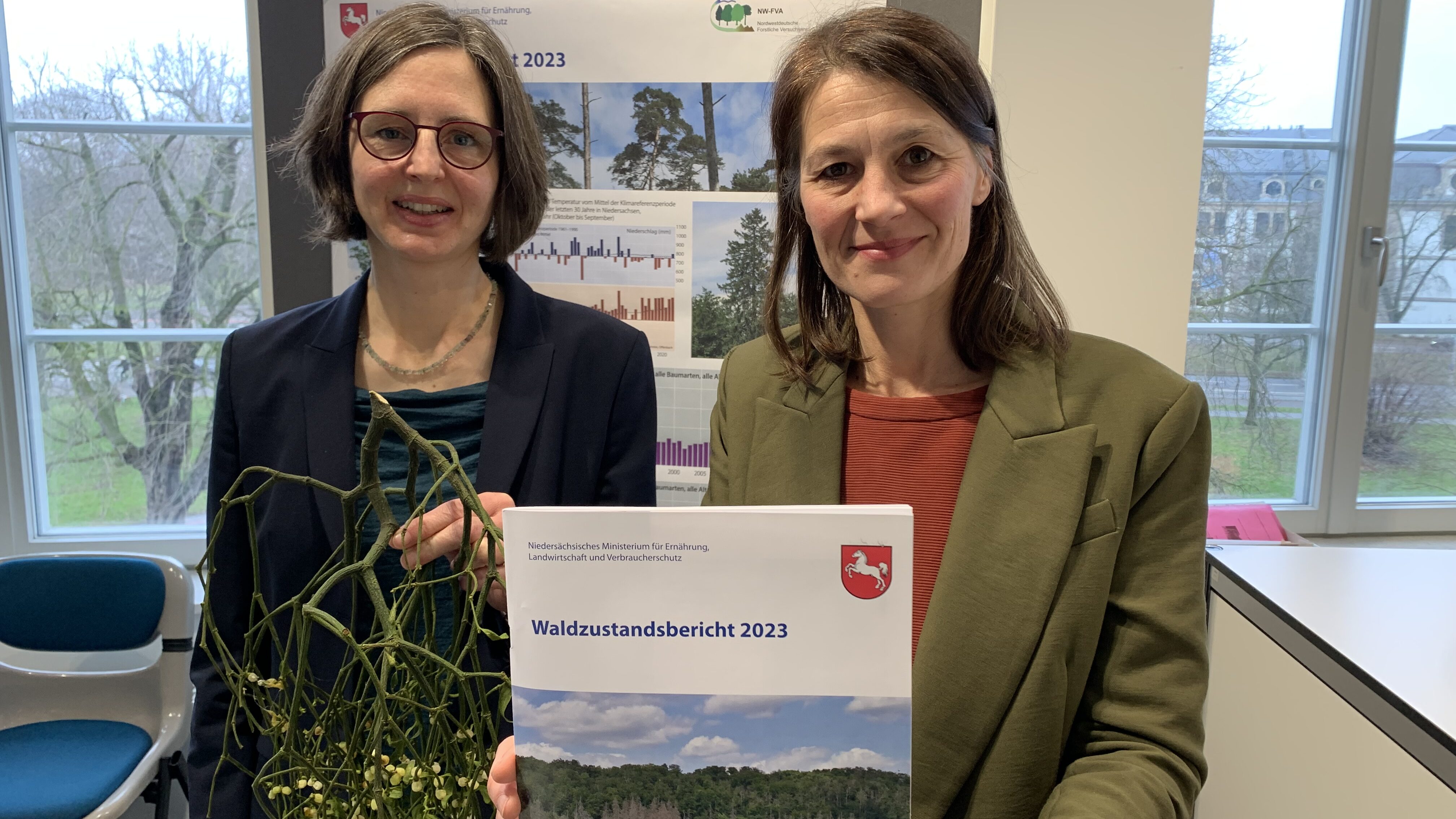 Ministerin Staudte versichert: Der Waldumbau wird gefördert werden