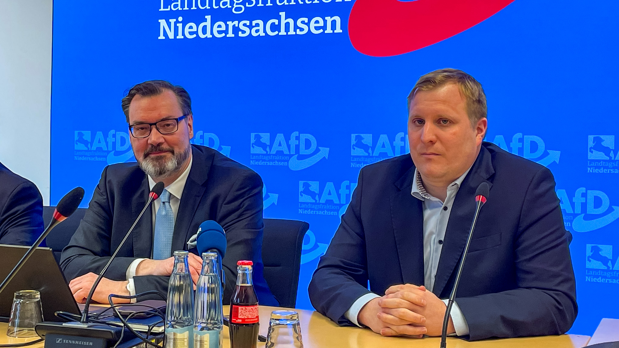 AfD sortiert sich neu: Ansgar Schledde könnte Landesvorsitzenden Frank ...
