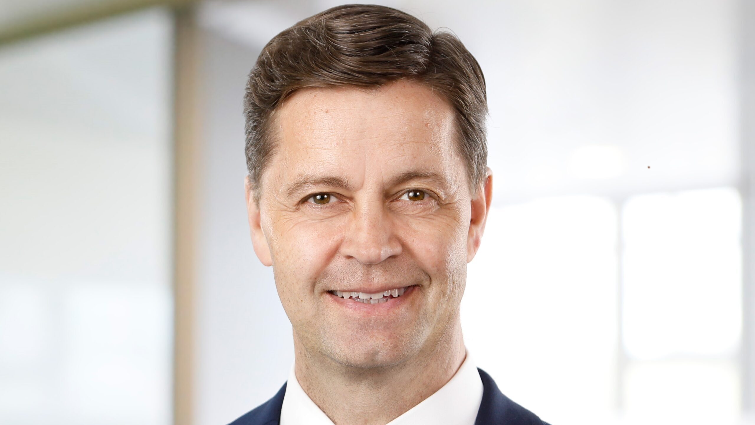 Frank Reiners wird neuer Finanzvorstand beim Energieunternehmen EWE ...