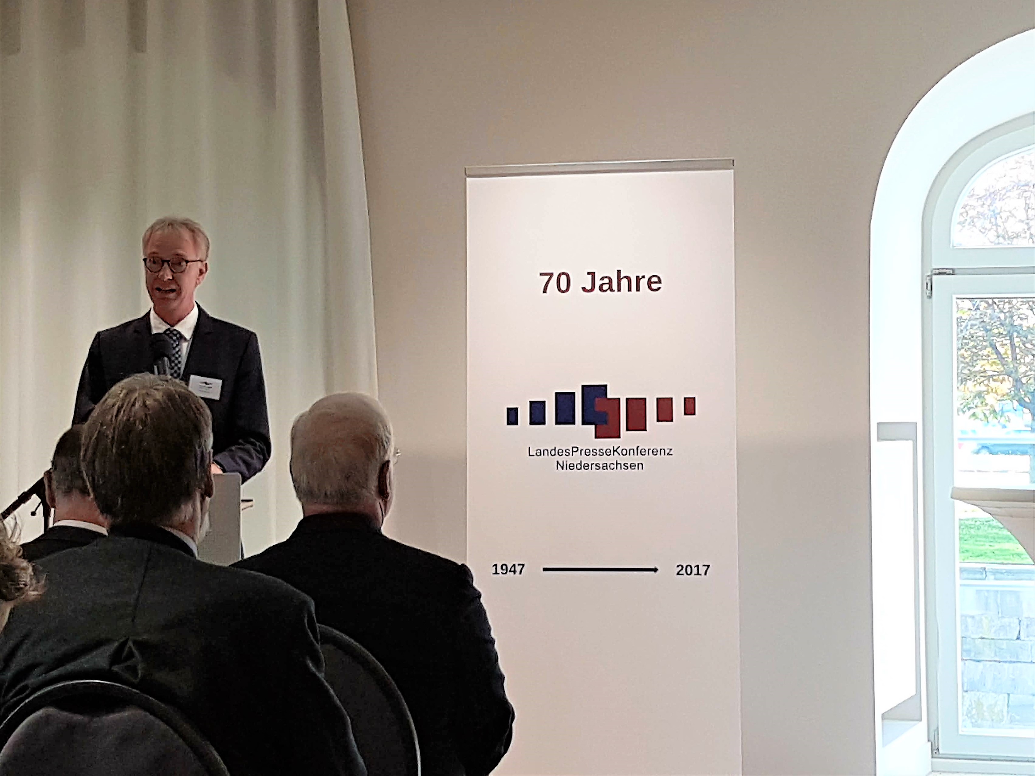 Hapke als Vorsitzender der Landespressekonferenz bestätigt – Rundblick ...