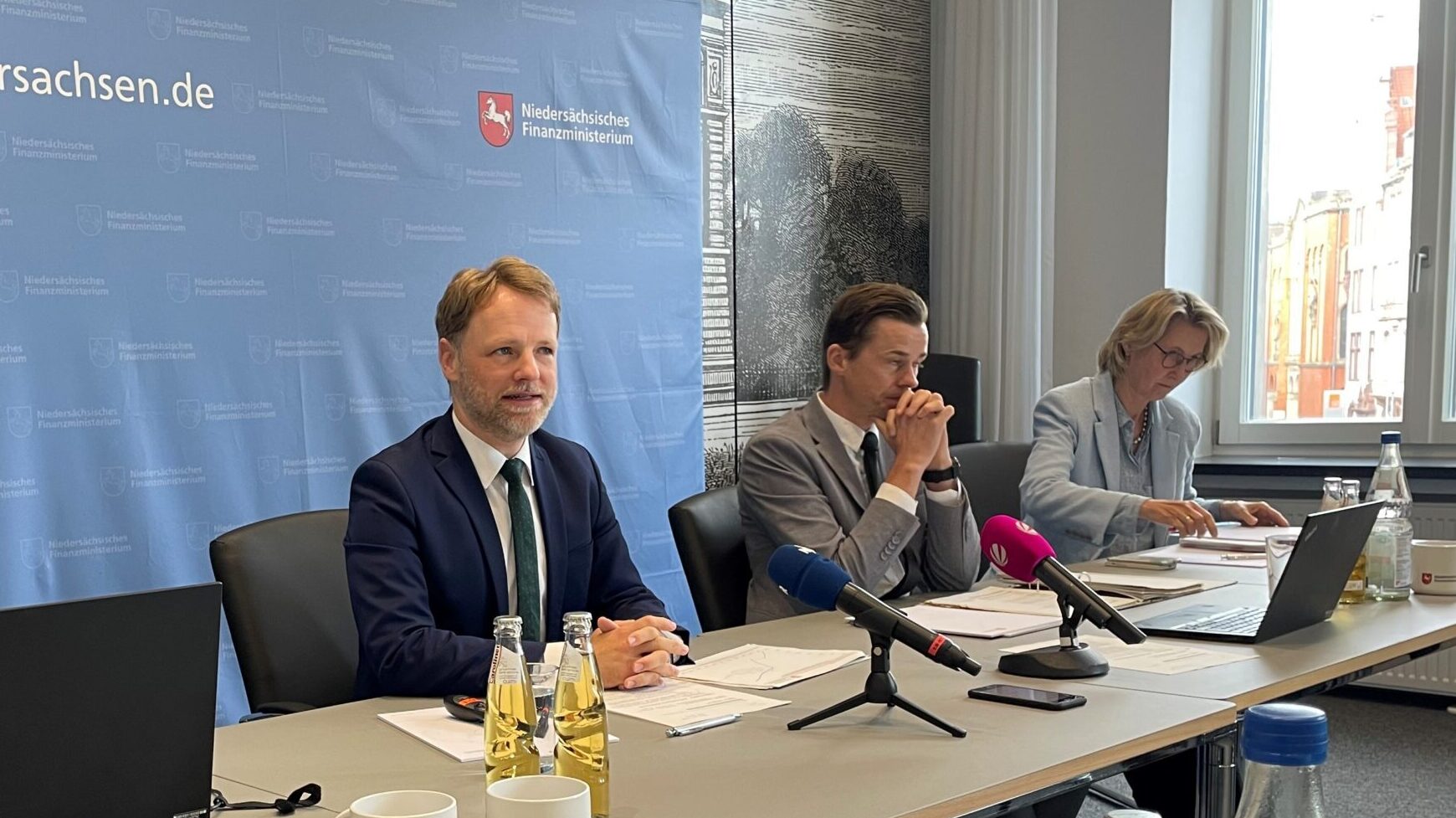 Finanzminister Heere: Rücklagen werden bis 2027 aufgebraucht sein ...