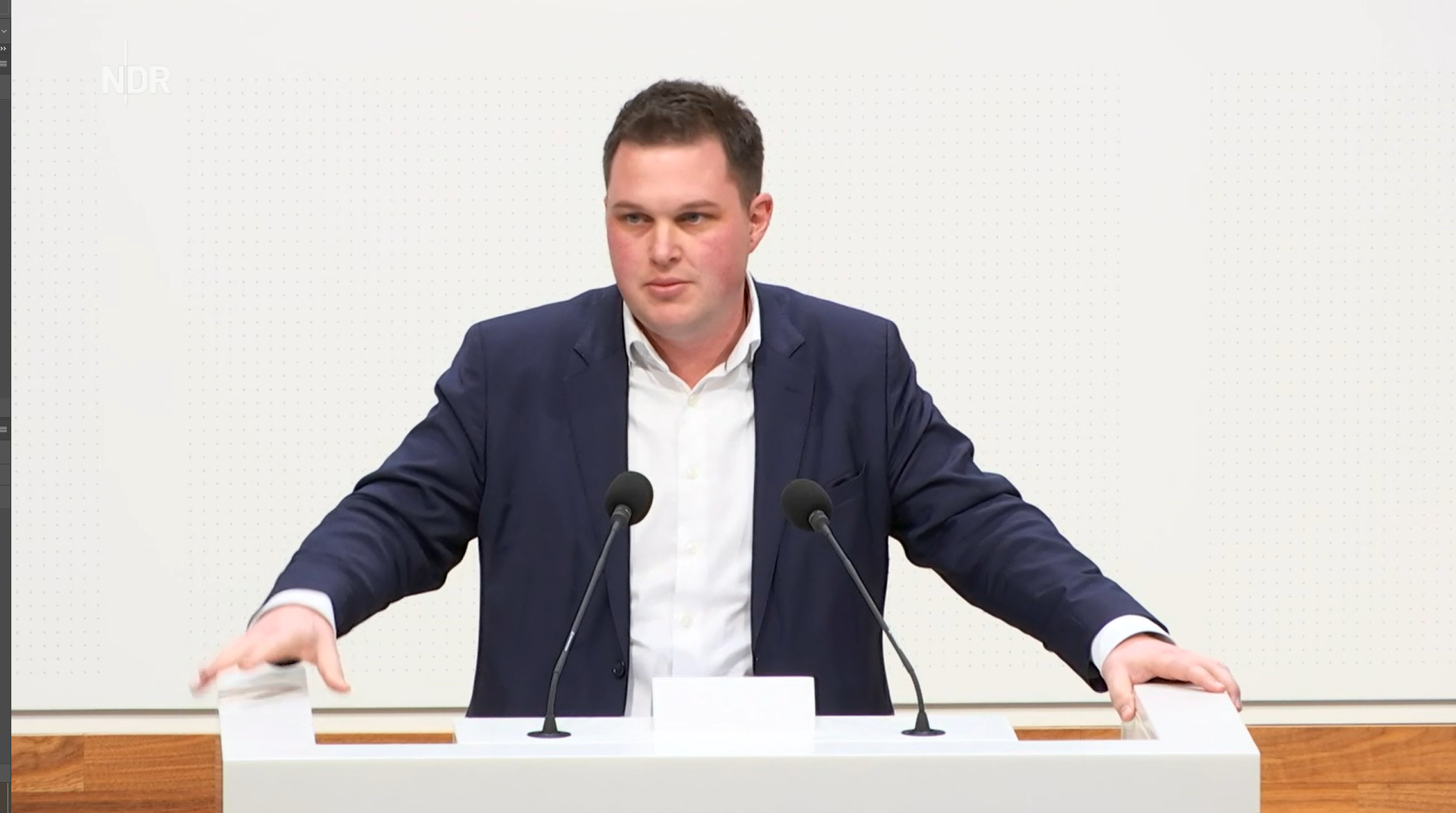 So viel Tempo war noch nie: In Windeseile paukt Rot-Grün den ...